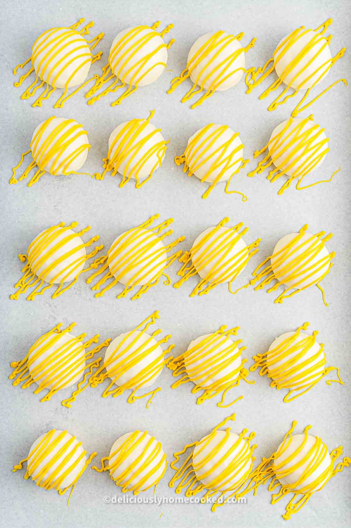 Lemon cake balls - Deliciously Home Cooked
