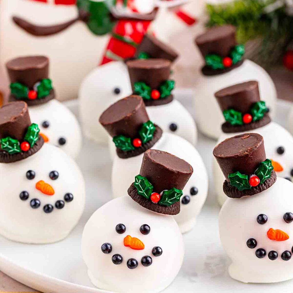 Snowman Oreo balls - Deliciously Home Cooked