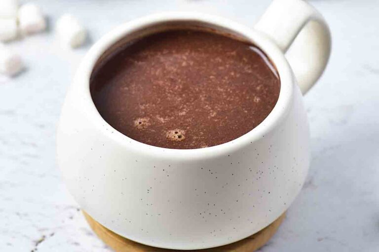 Dark chocolate hot chocolate - Deliciously Home Cooked