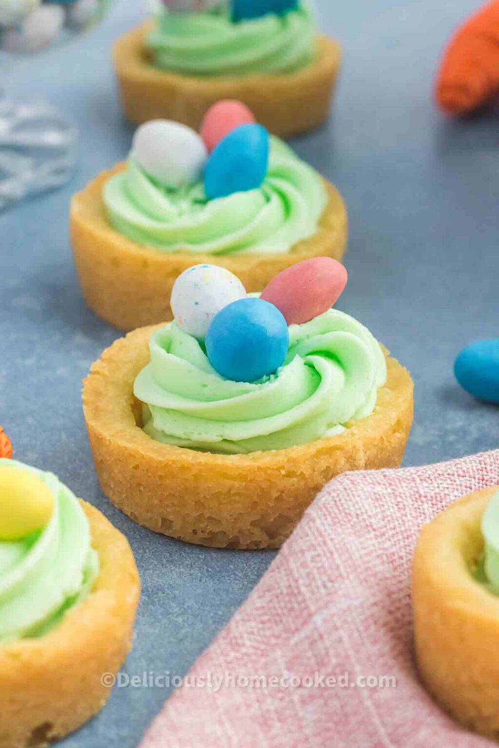 Mini egg sugar cookie cups - Deliciously Home Cooked