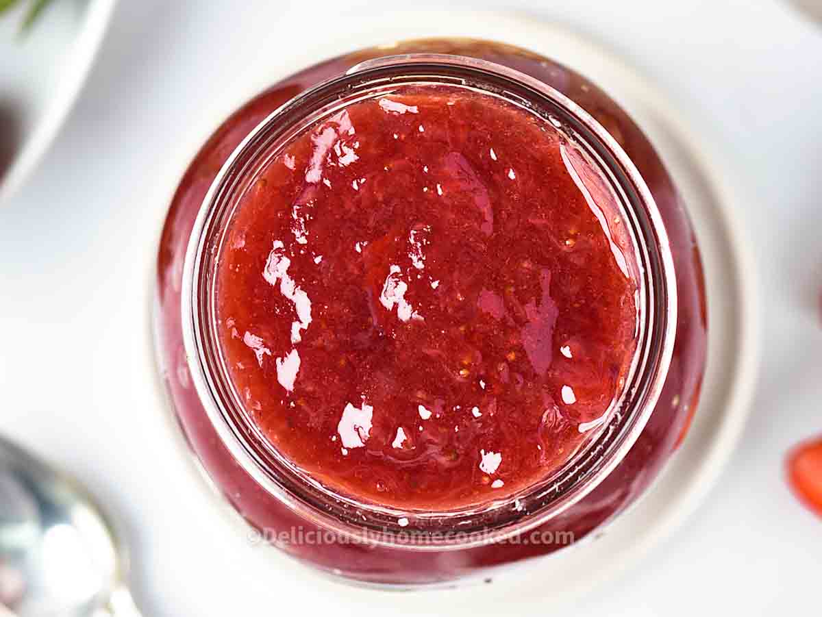 Strawberry jam recipe - Deliciously Home Cooked