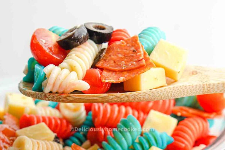 Red white and blue pasta salad - Deliciously Home Cooked