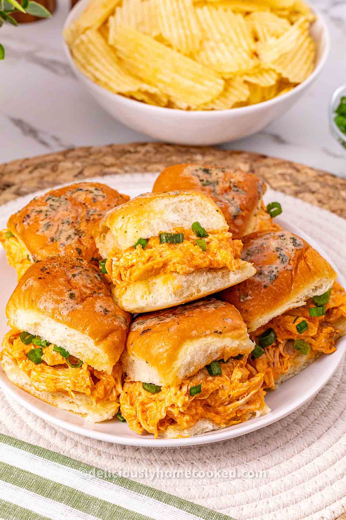 Buffalo chicken sliders - Deliciously Home Cooked