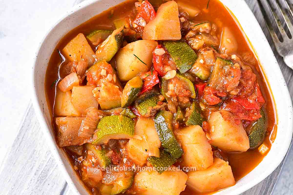 One pot hearty vegetable stew - Deliciously Home Cooked
